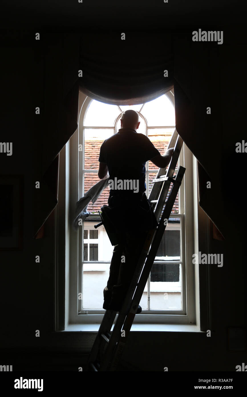 Window cleaning ladder hi-res stock photography and images - Alamy