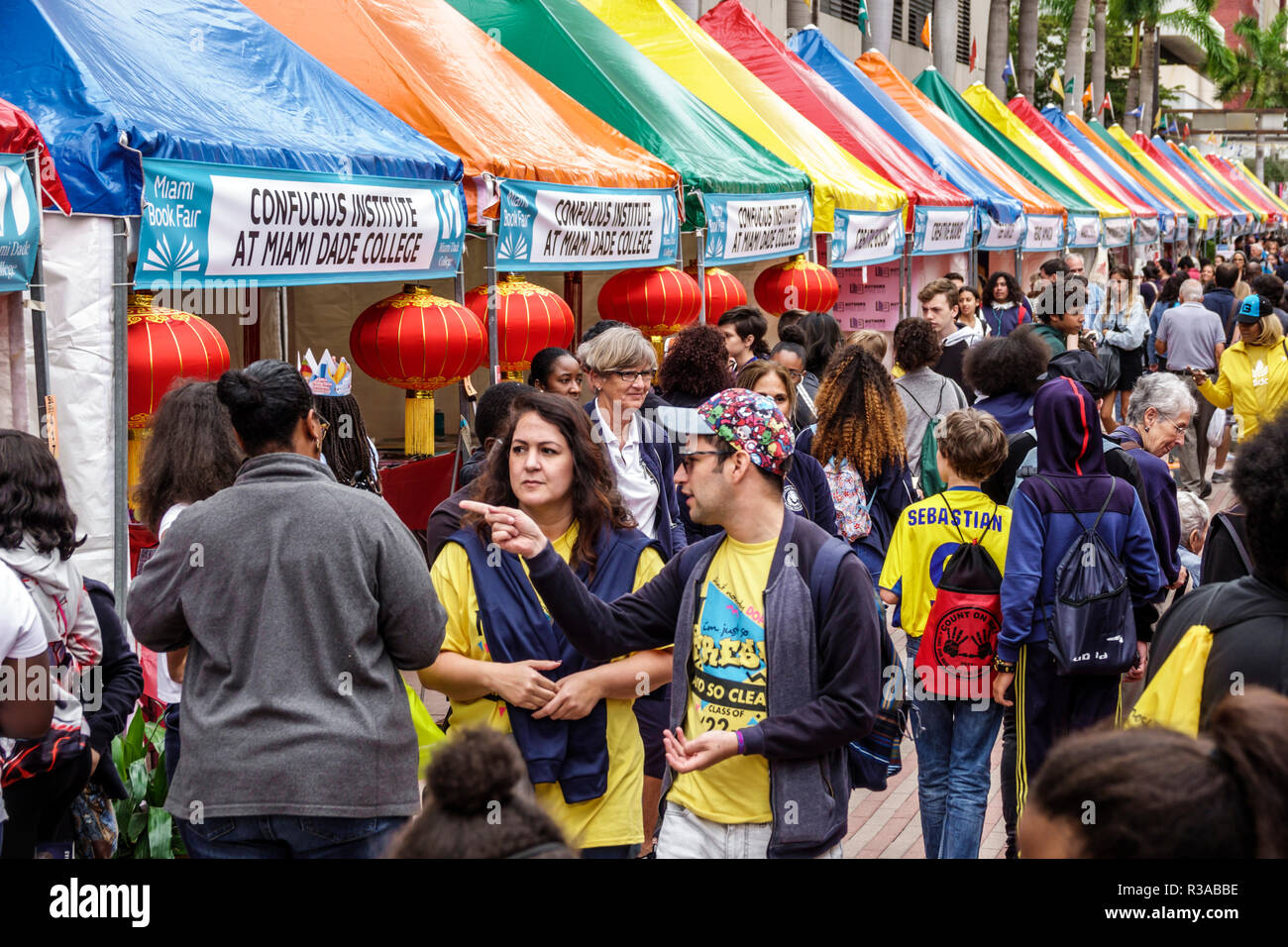 Crowded fair hi-res stock photography and images - Alamy