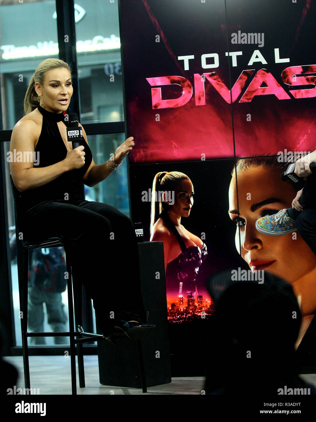 Total Divas Season 3 Poster