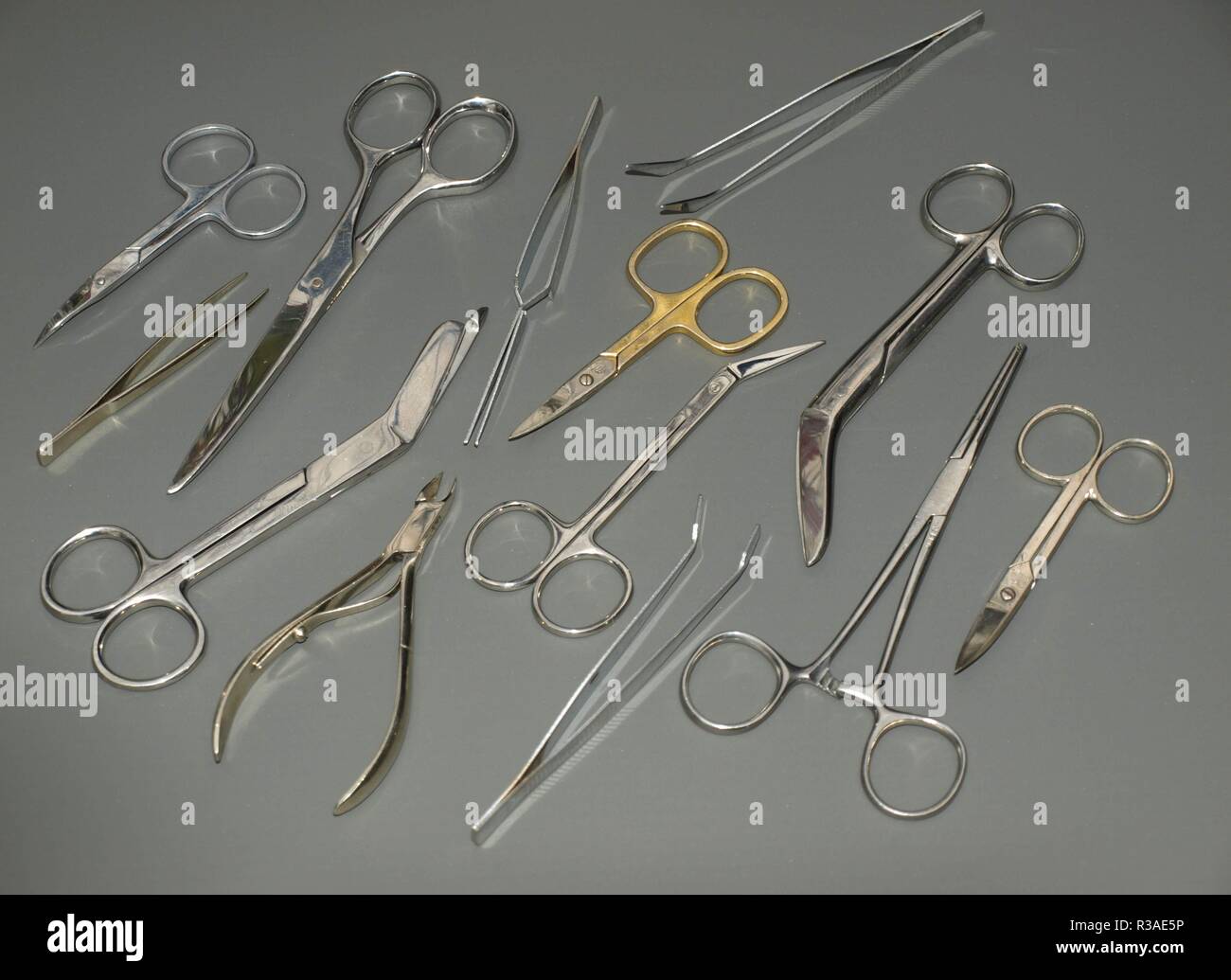 First aid scissor hi-res stock photography and images - Alamy