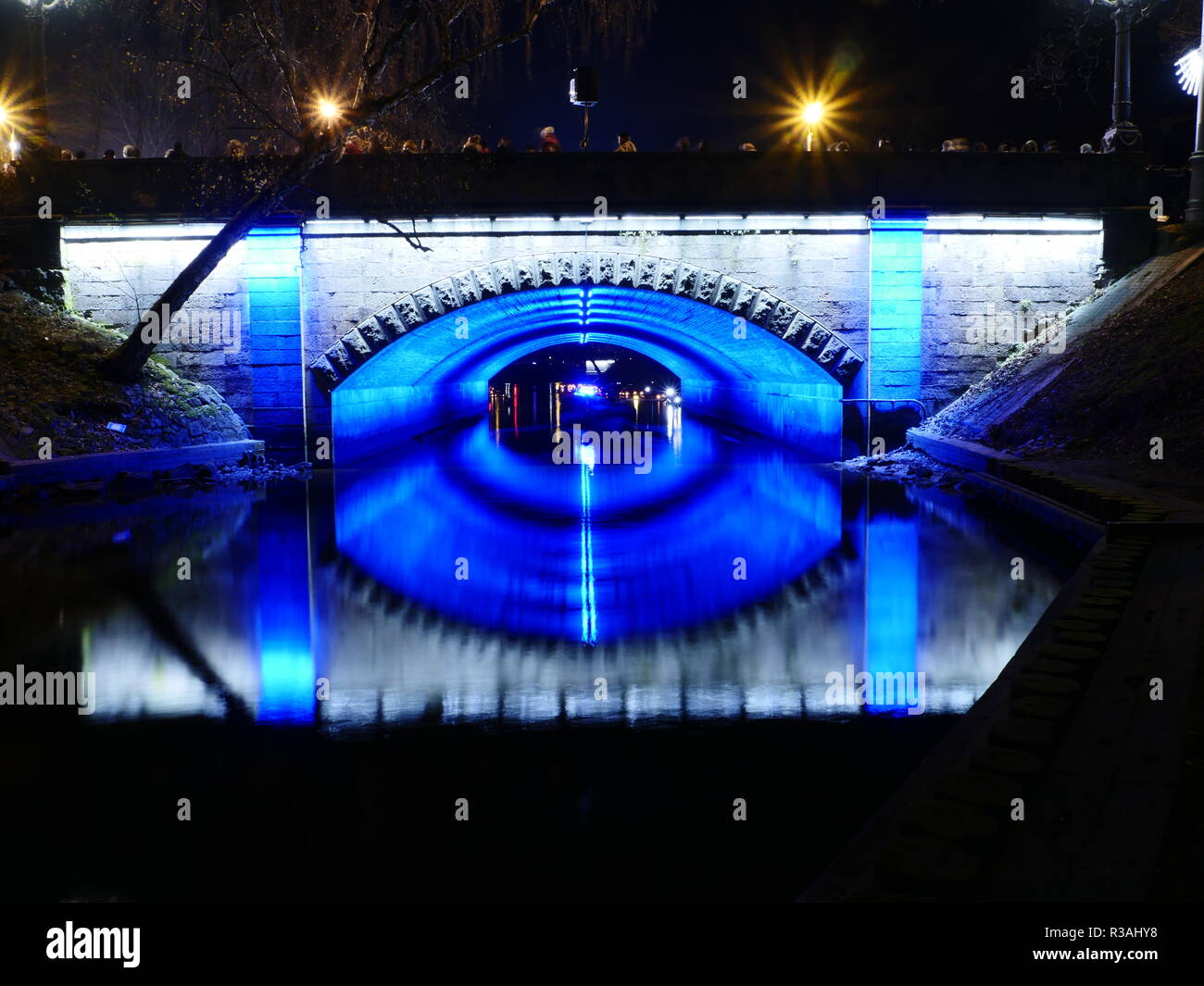 Teleport bridge hi-res stock photography and images - Alamy