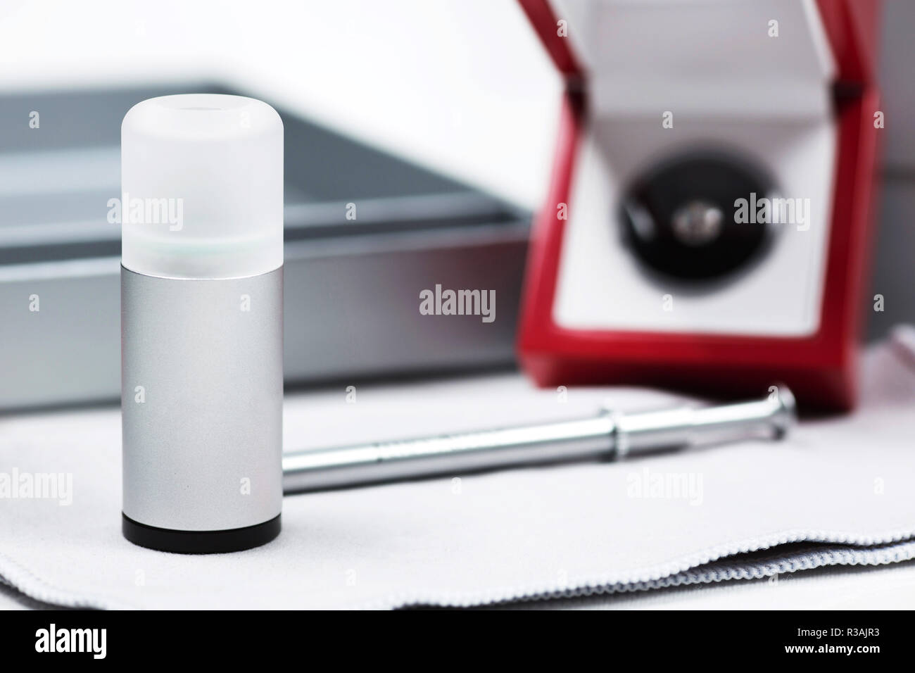 Kit inspection hi-res stock photography and images - Alamy