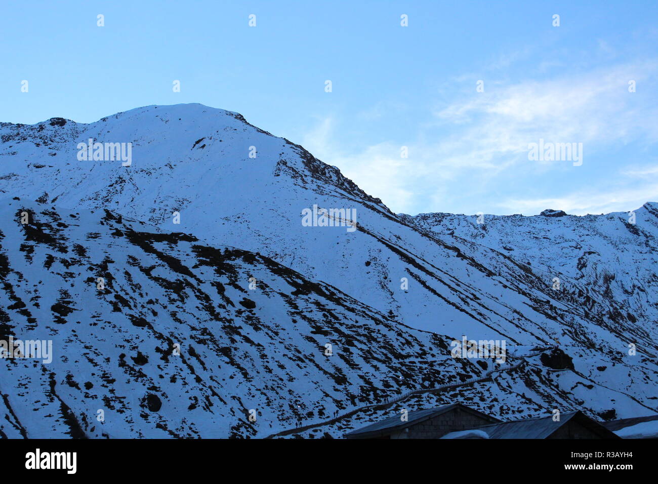 Himalaya temple hi-res stock photography and images - Alamy