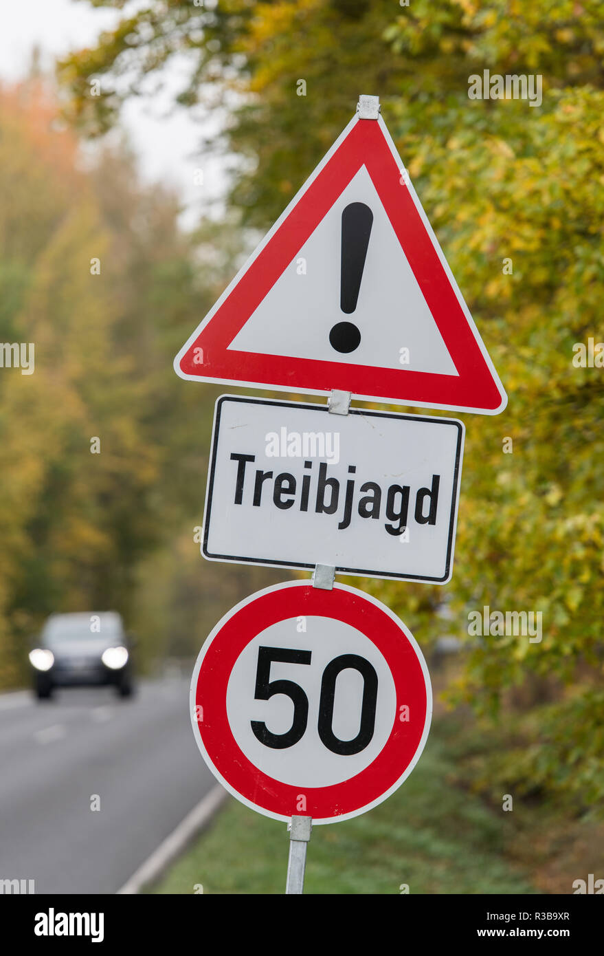 Hunting road hi-res stock photography and images - Alamy