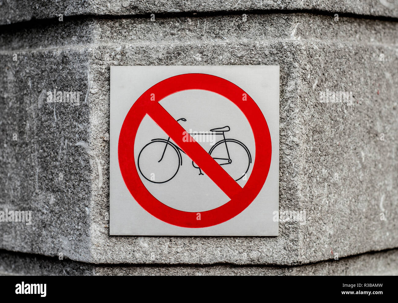 No bicycle allowed sign on a wall in Amsterdam Stock Photo - Alamy