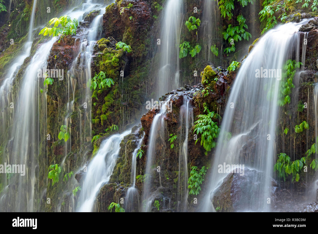 Long exposure waterfall hi-res stock photography and images - Alamy