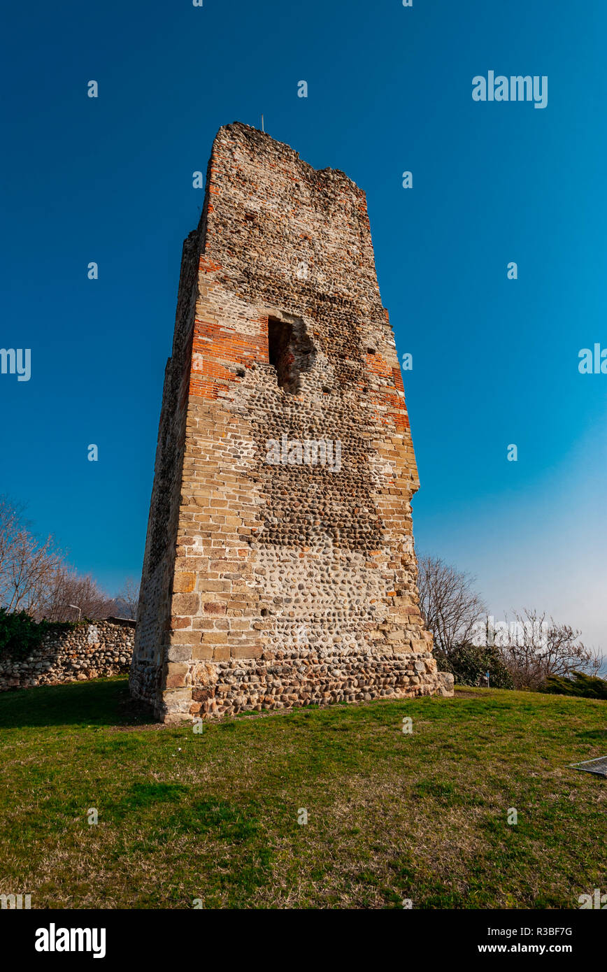 Torre delle castelle hi-res stock photography and images - Alamy