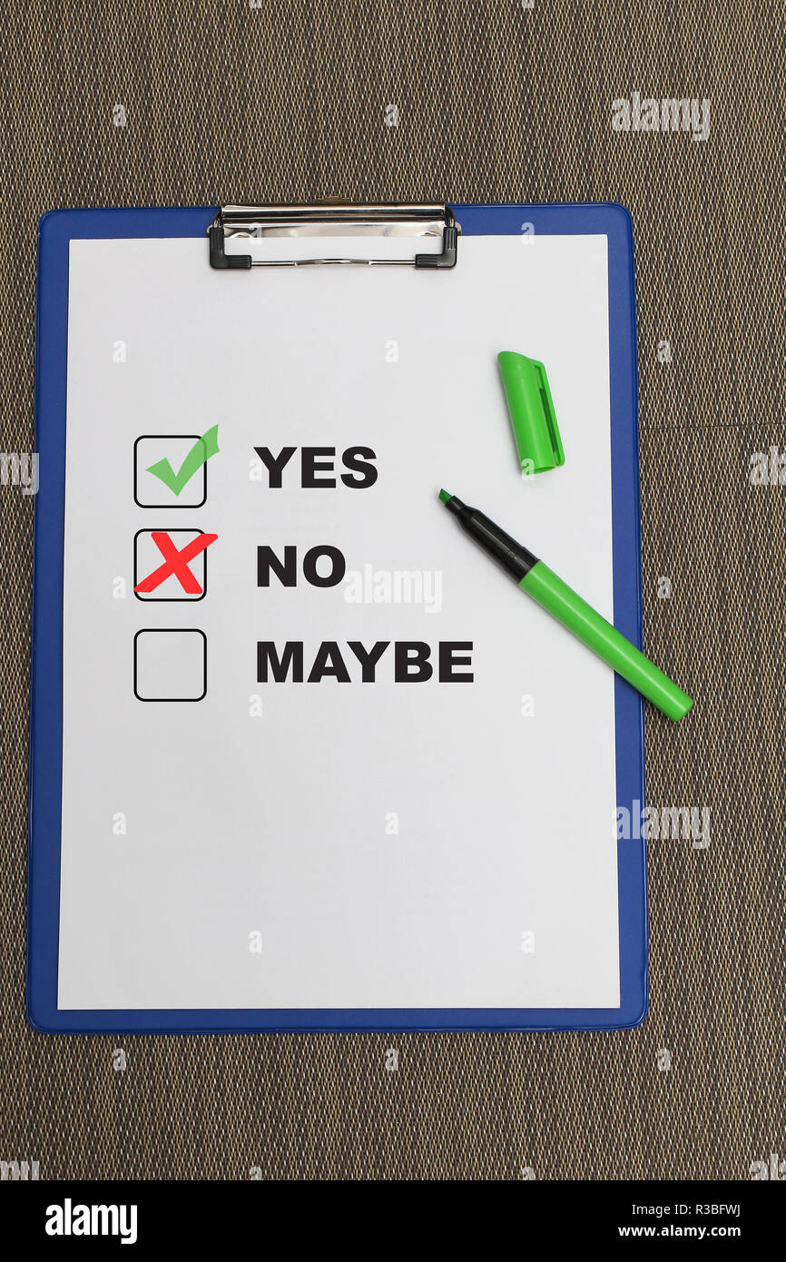 Blank checklist clipboard check boxes hi-res stock photography and ...