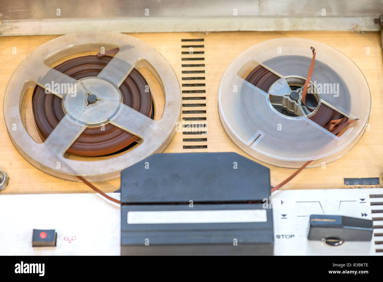 Vintage audio technology hi-res stock photography and images - Alamy