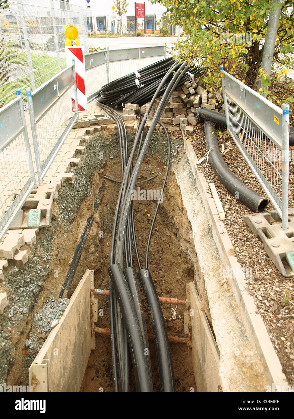 Telephone and internet cable box hi-res stock photography and images ...