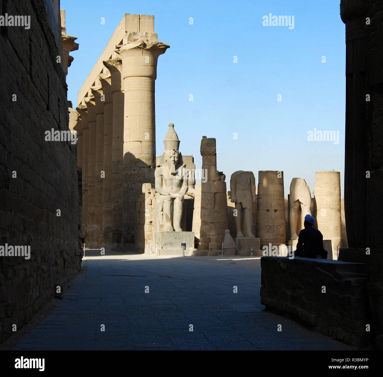 Statues, ruins, temples of ancient Egypt Stock Photo - Alamy