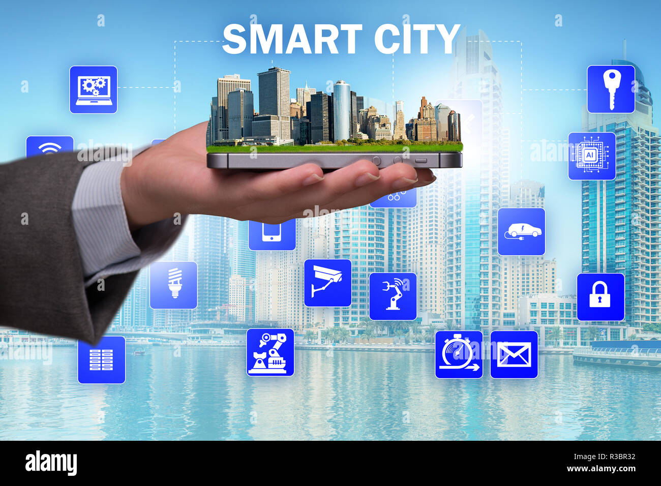 Smart city in innovation concept Stock Photo - Alamy