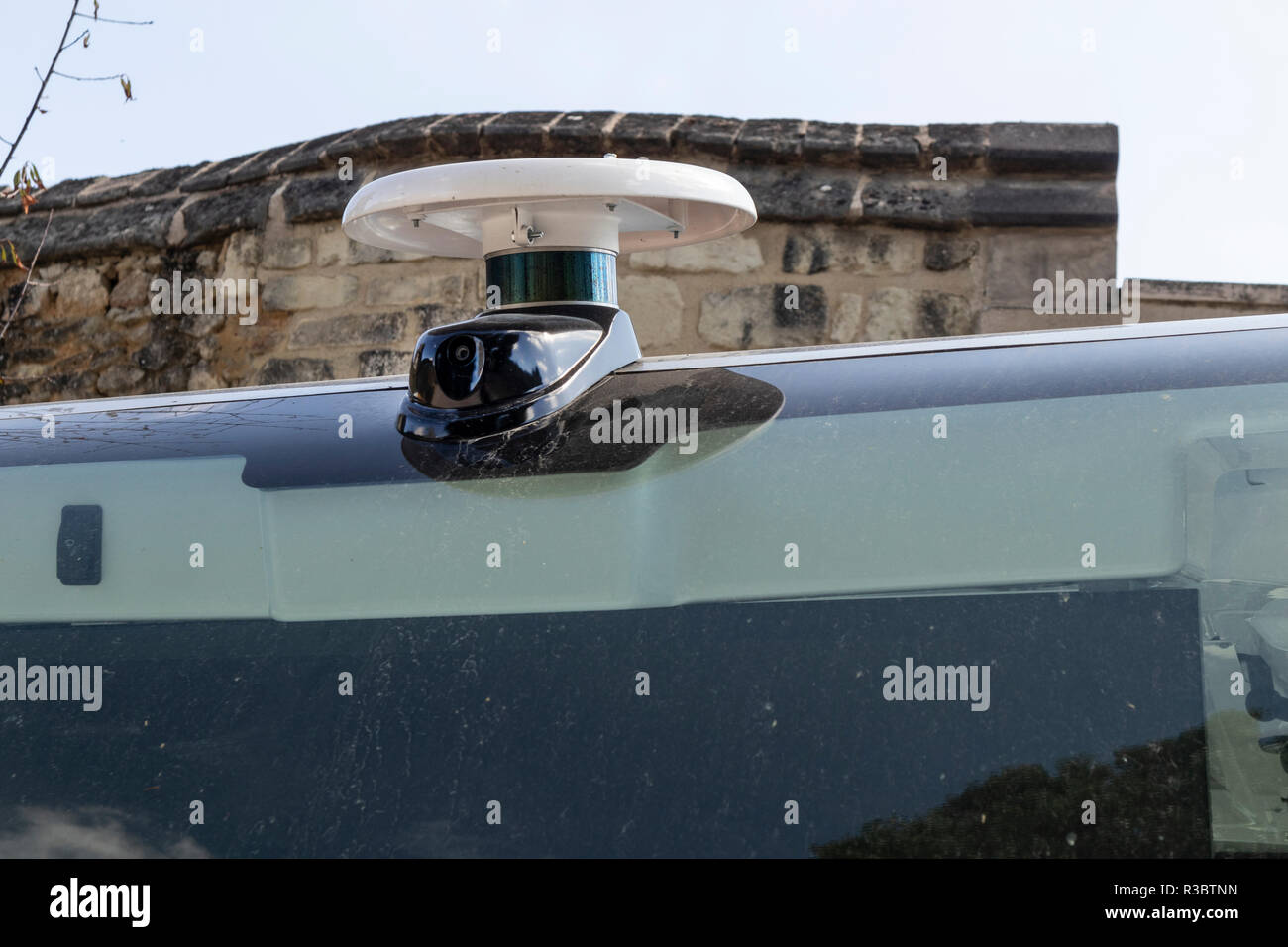 Autonomous vehicle hi-res stock photography and images - Alamy