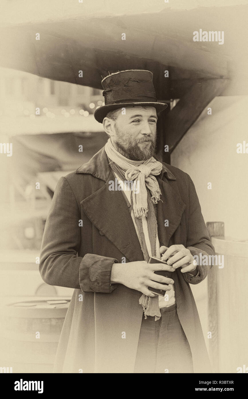 Victorian Man Stock Photos & Victorian Man Stock Images - Alamy