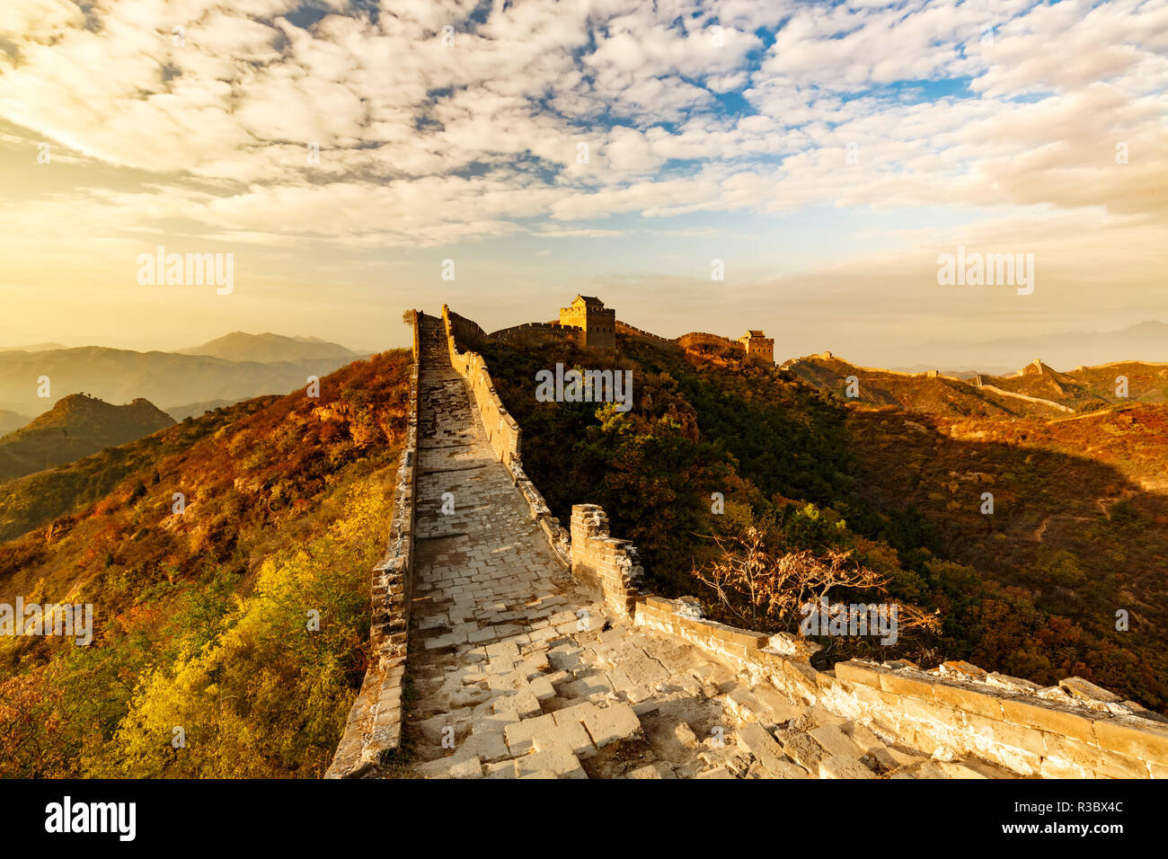 Great Wall of China and Jinshanling Mountains at sunrise, Jinshanling ...