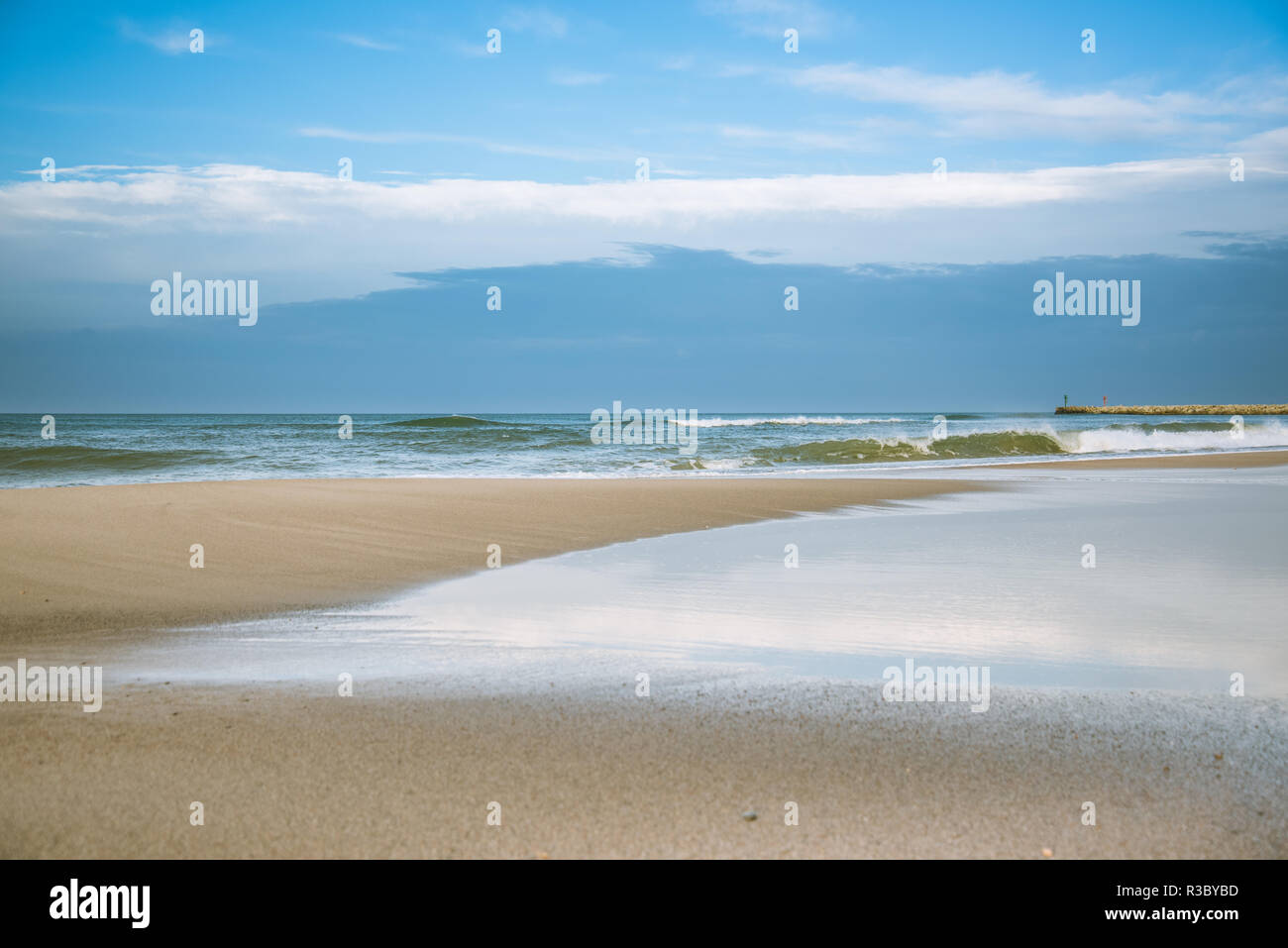 Tranquil Baltic Sea in Ustka/Poland - Seascape, Waves and Peaceful ...