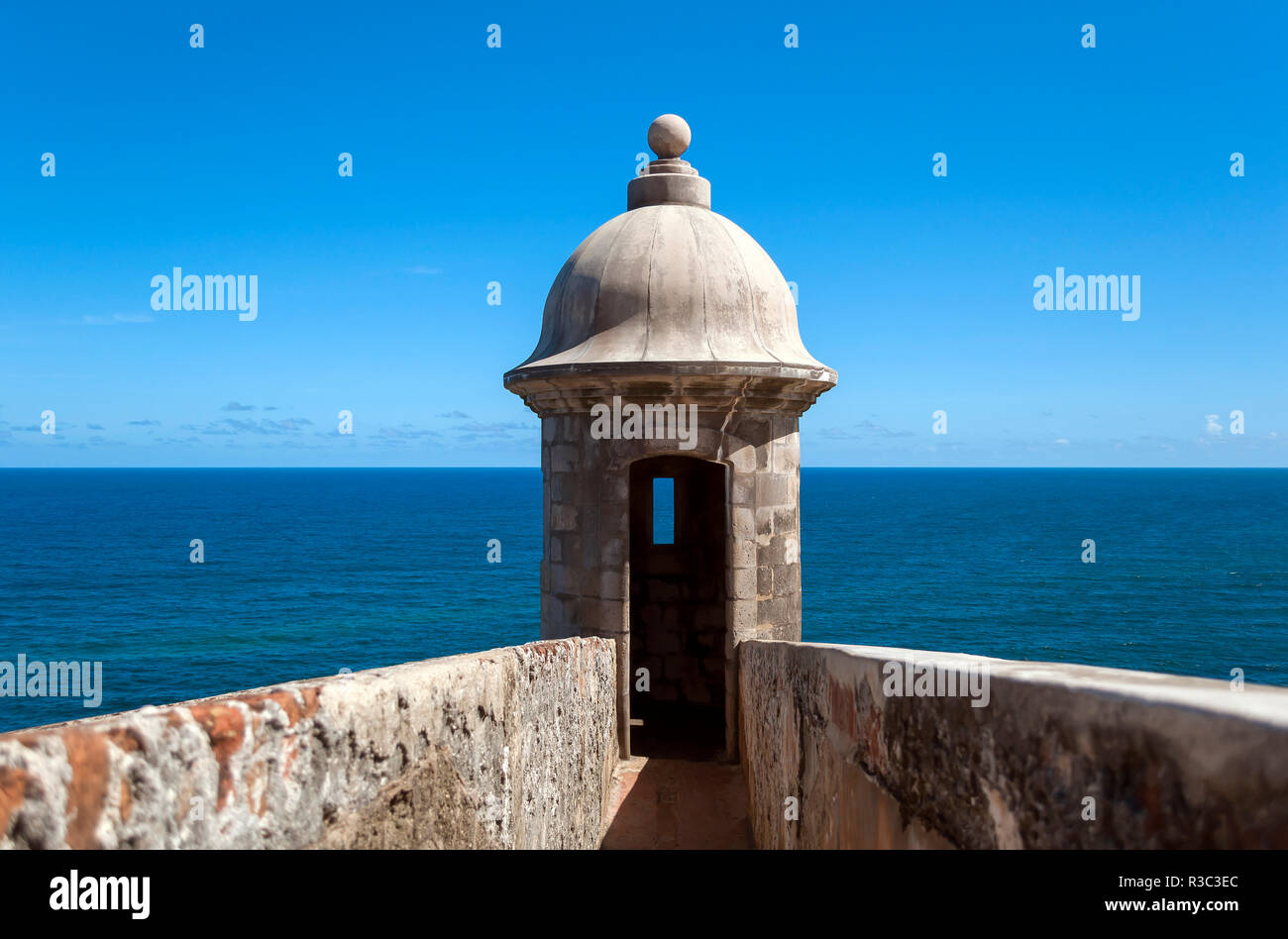 Observation post fortress hi-res stock photography and images - Alamy