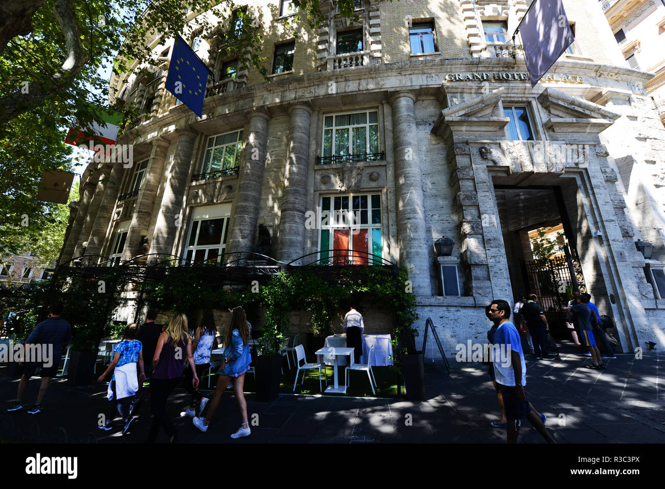 Grand hotel palace rome hi-res stock photography and images - Alamy