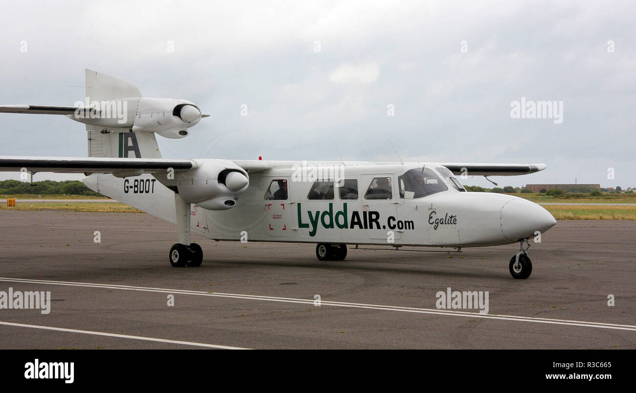 Lydd airport hi-res stock photography and images - Alamy