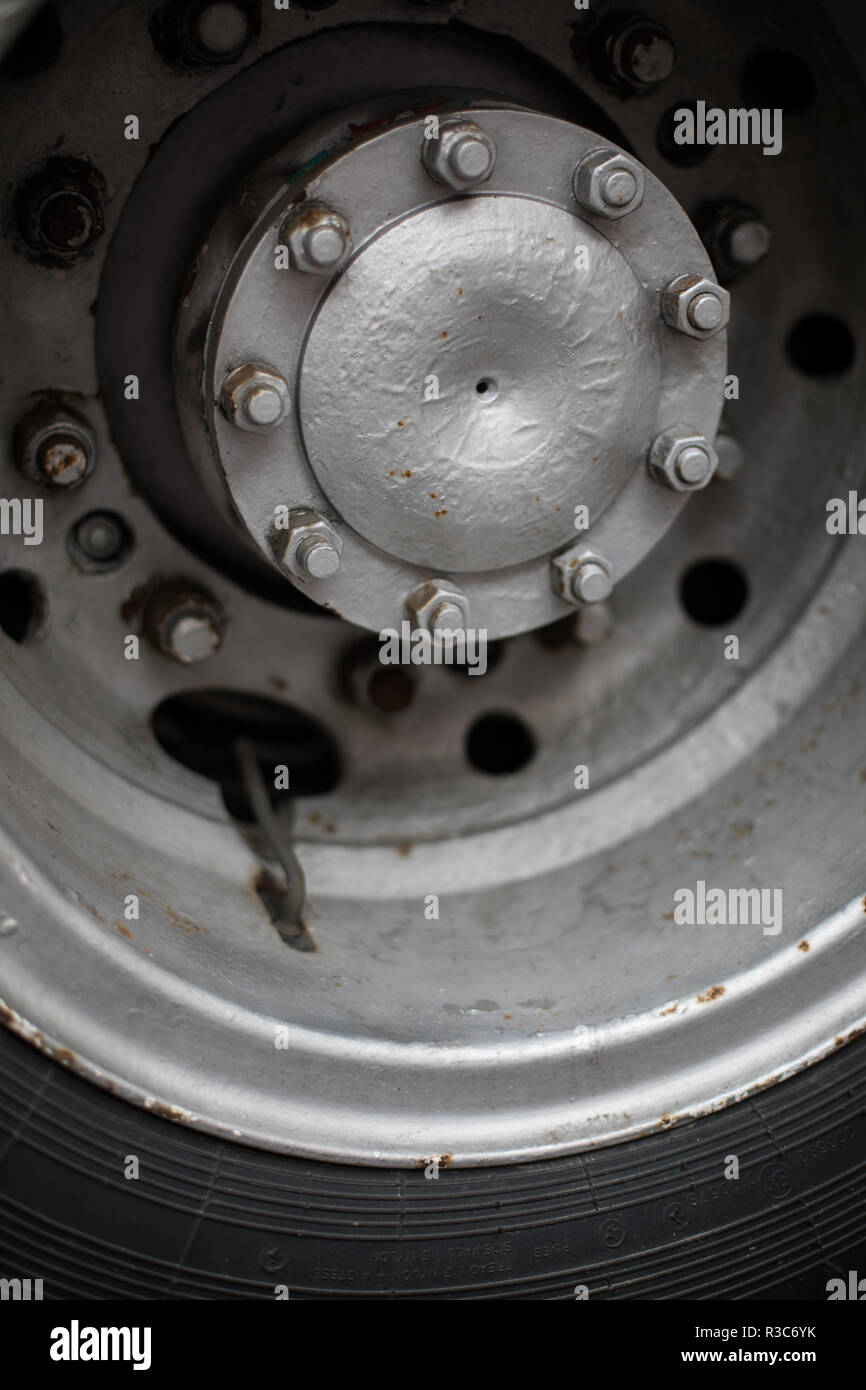 Truck rim hi-res stock photography and images - Alamy