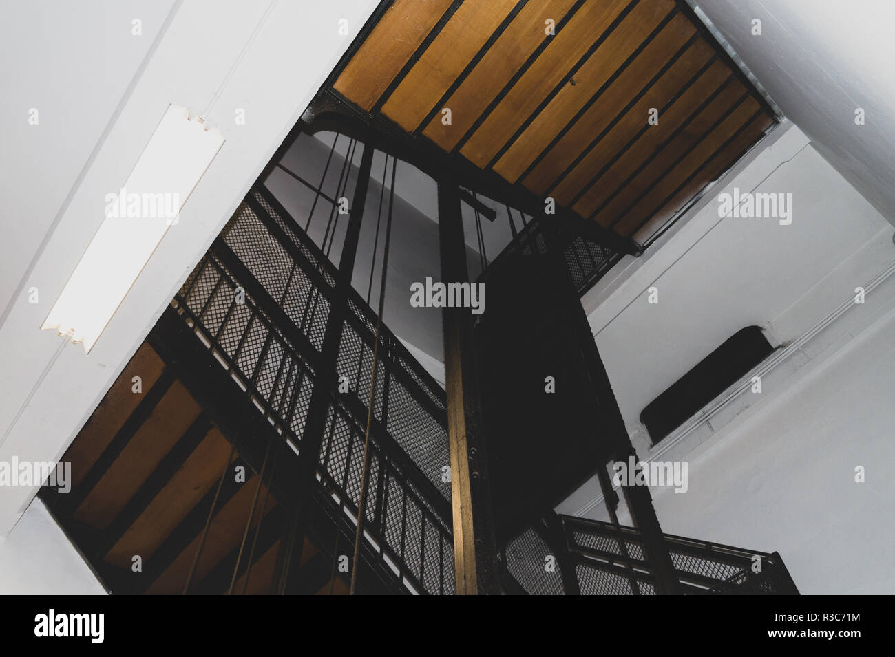 Old building perspective 7 Stock Photo - Alamy