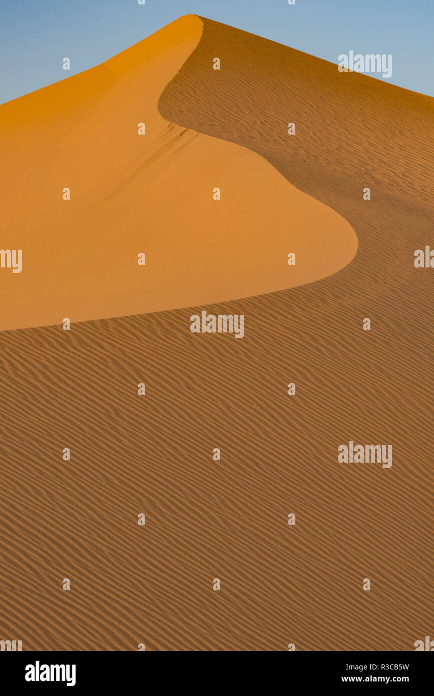 Windblown sand hi-res stock photography and images - Alamy