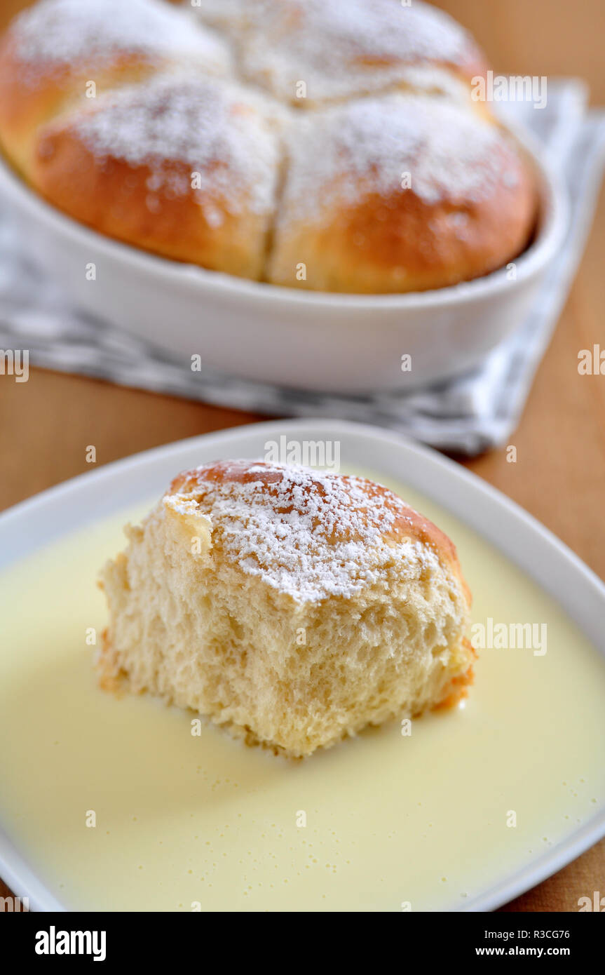 Austrian buchteln sweet yeast rolls hi-res stock photography and images ...
