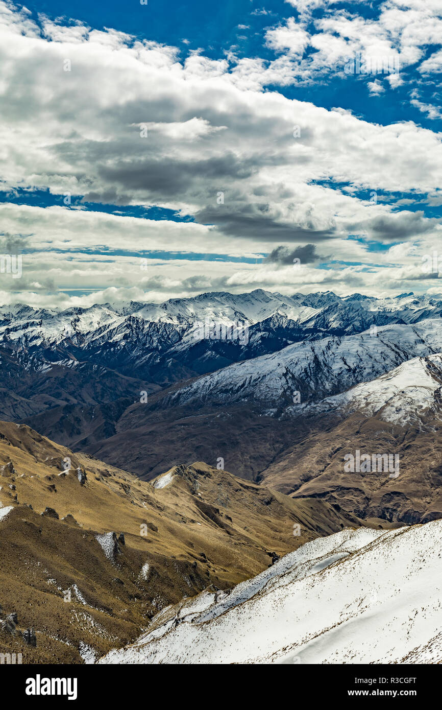 New Zealand mountain panorama and snow ski slopes as seen from Coronet ...