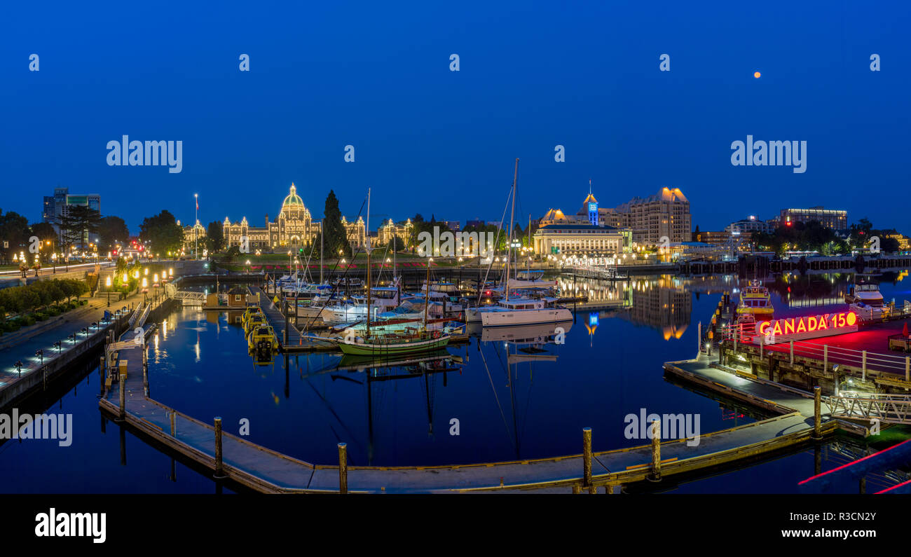 Panoramic of Inner harbor in Victoria, British Columbia, Canada Stock ...