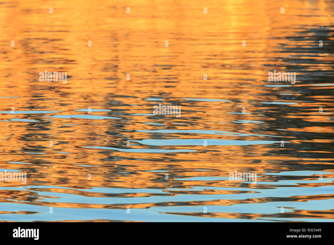 Ripple patterns hi-res stock photography and images - Alamy