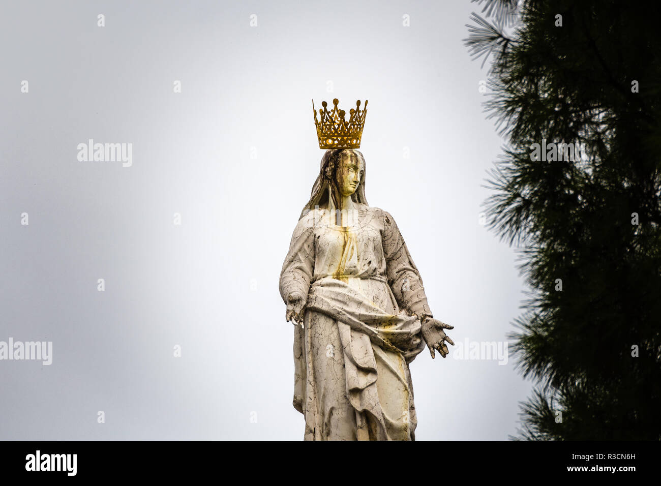 statue of The Blessed Virgin Mary Stock Photo - Alamy