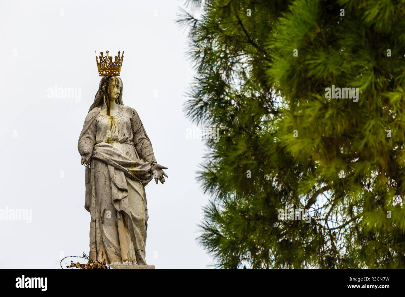 statue of The Blessed Virgin Mary Stock Photo - Alamy