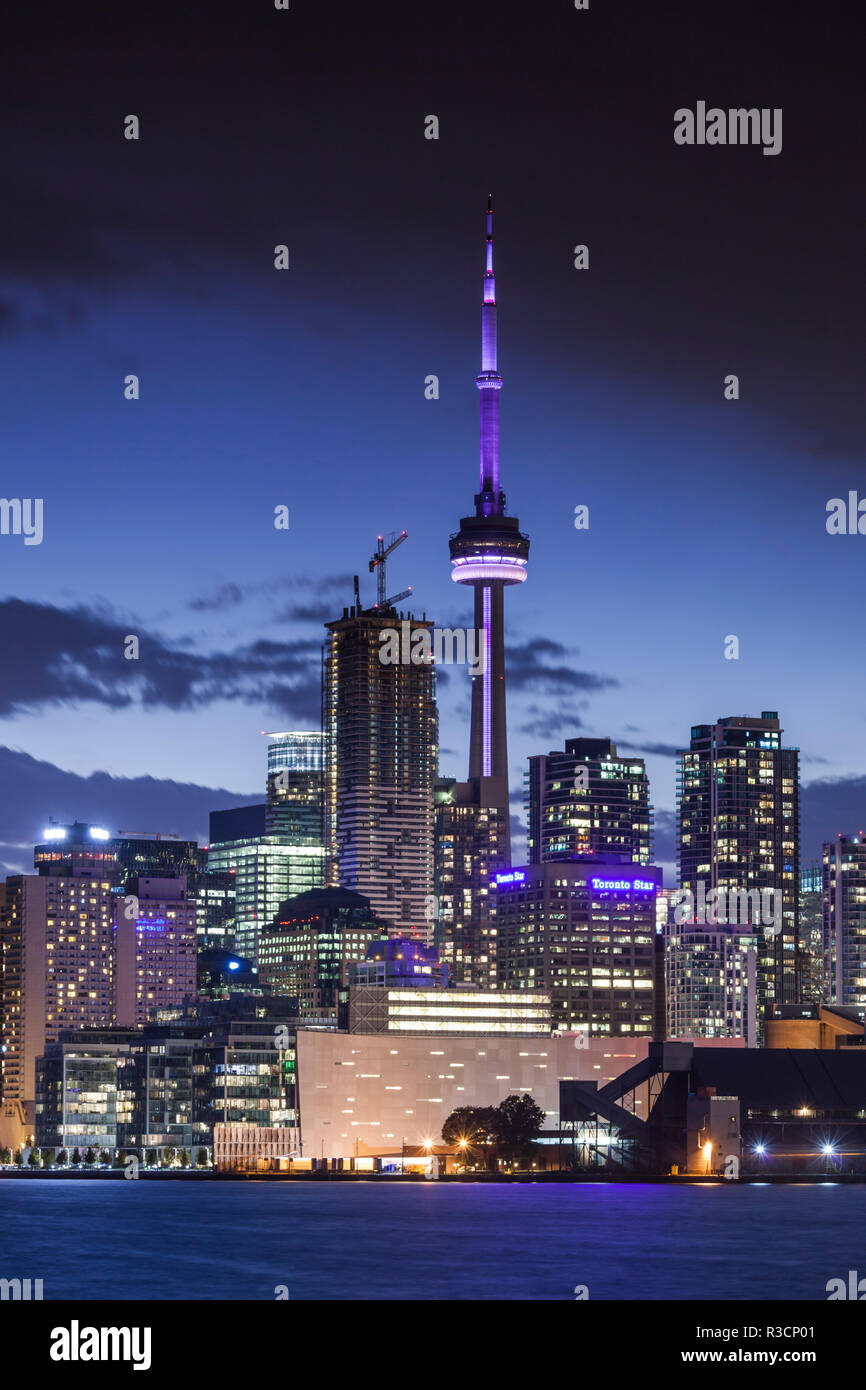 Ontario canada pier hi-res stock photography and images - Alamy