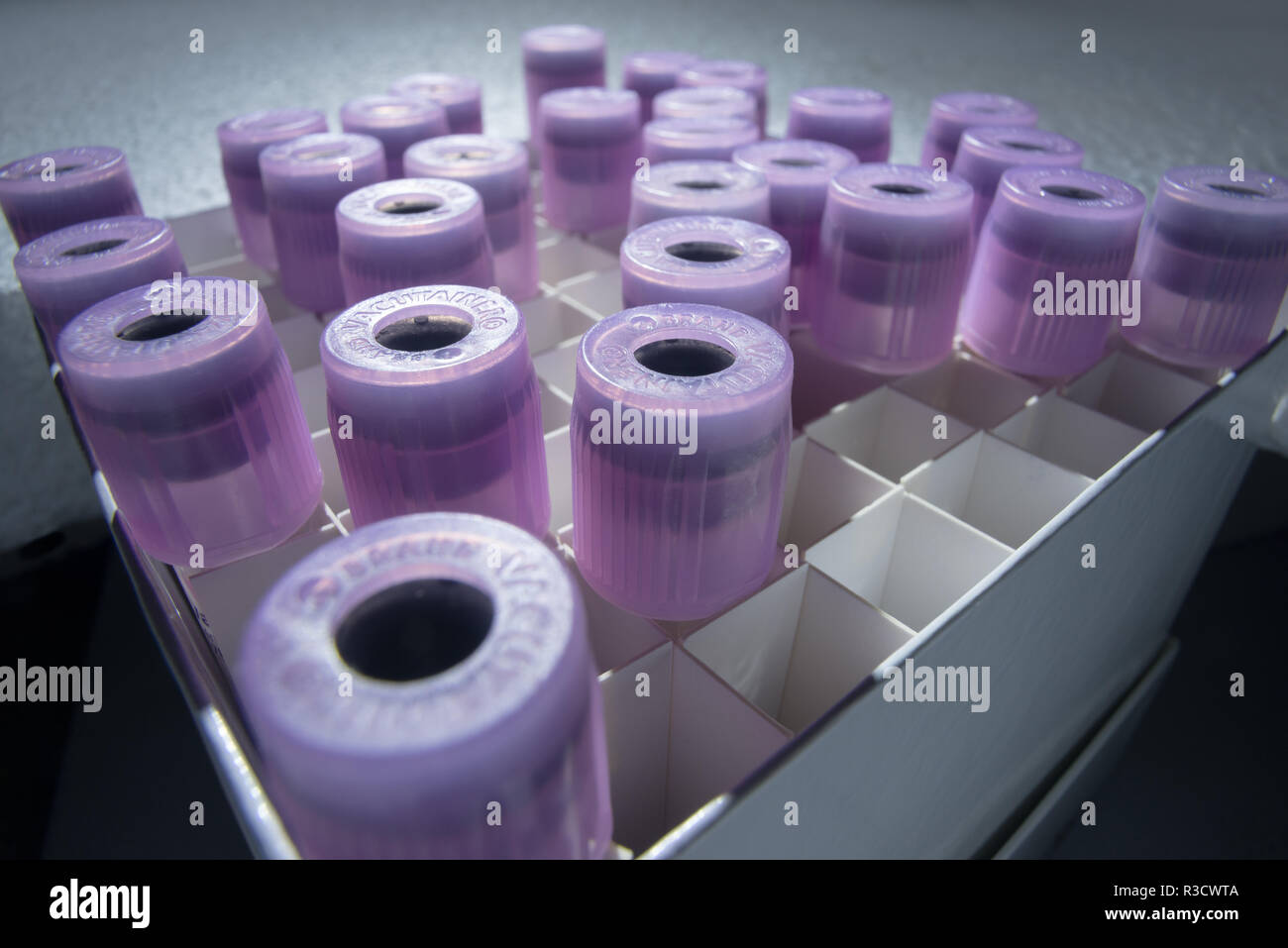 Medical specimen bottles hi-res stock photography and images - Alamy