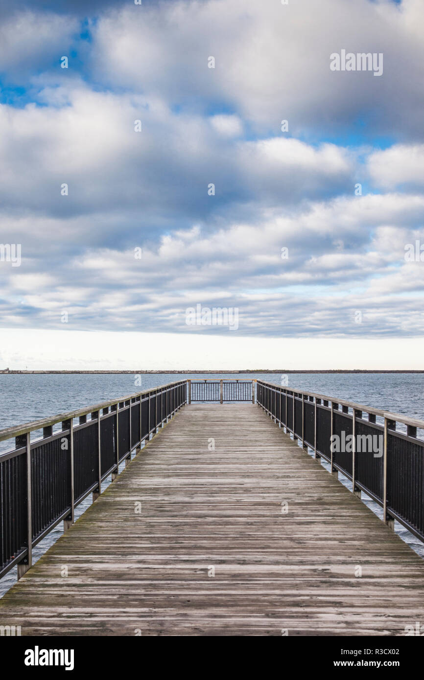USA, Western New York, Buffalo, Lake Erie Harborfront pier Stock Photo ...