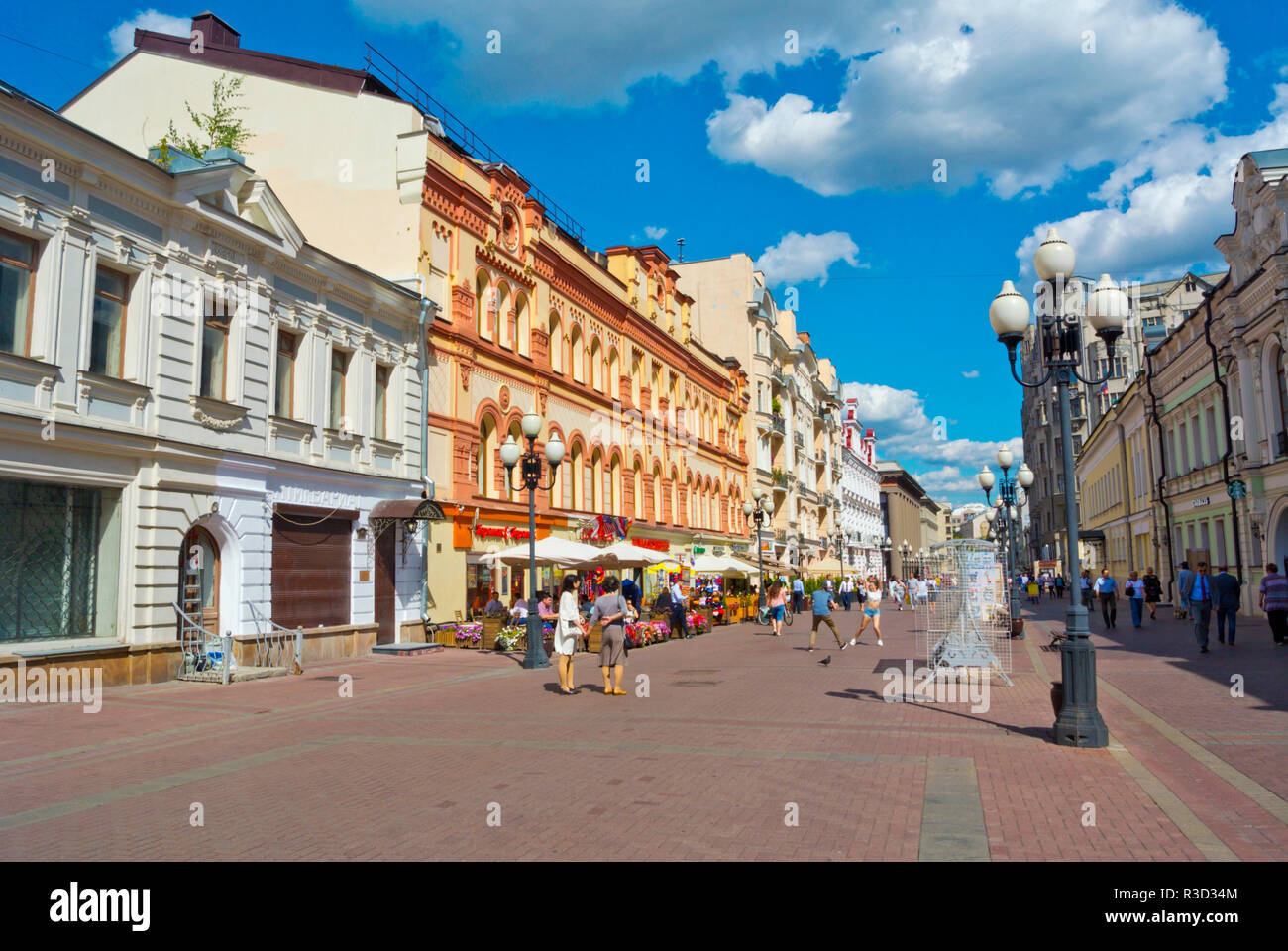 Arbat street moscow hi-res stock photography and images - Alamy