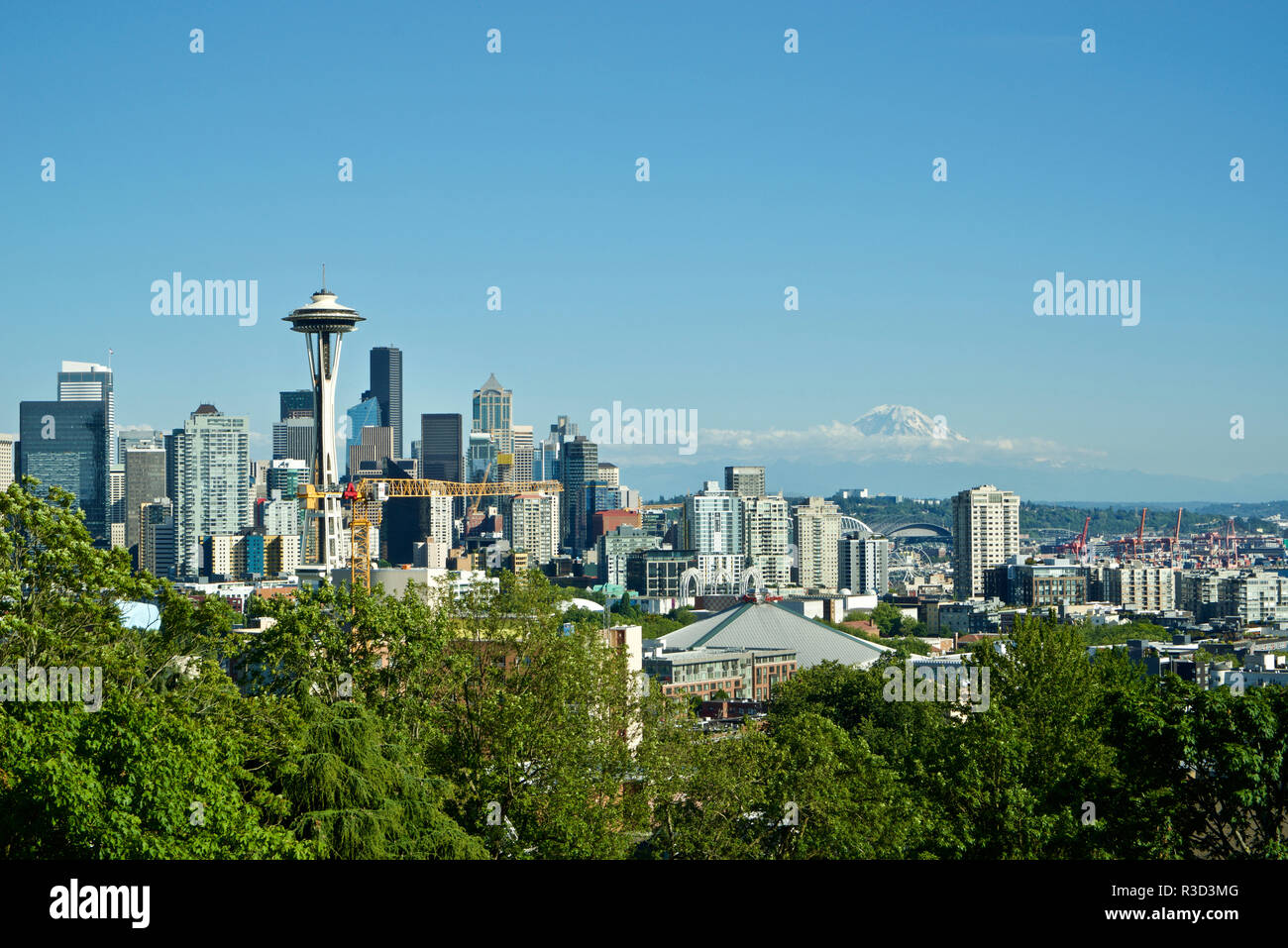 Usa, WA, Seattle. Queen Anne, Downtown view from Kerry Park, Mount ...