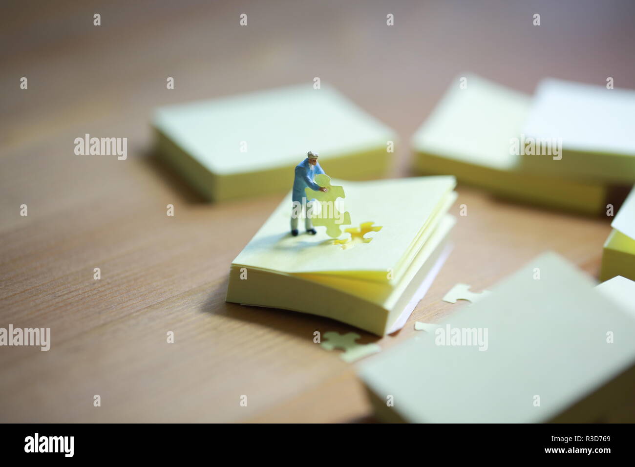 Surreal piece puzzle man hi-res stock photography and images - Alamy