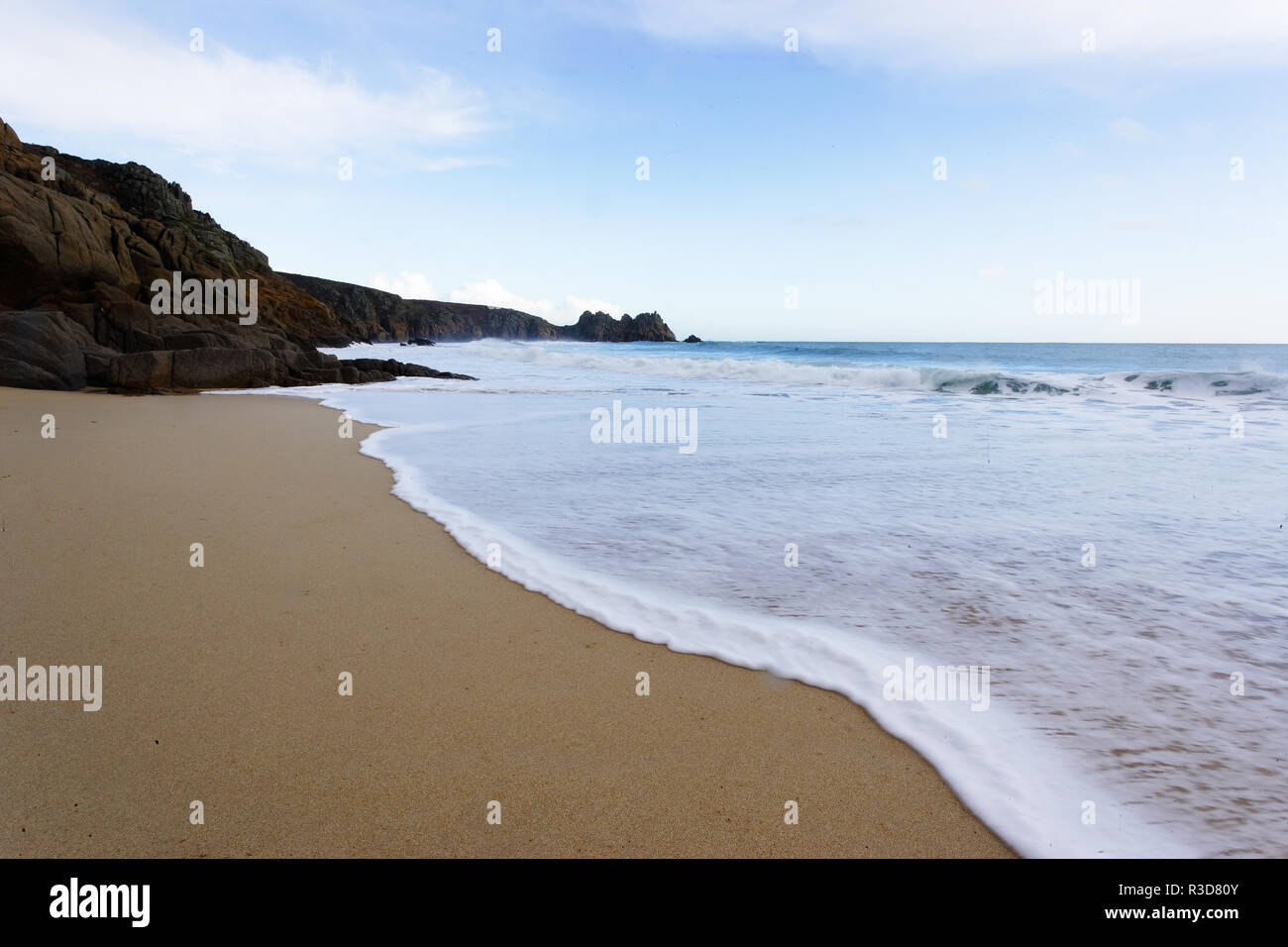 Cornwall most famous wave hi-res stock photography and images - Alamy