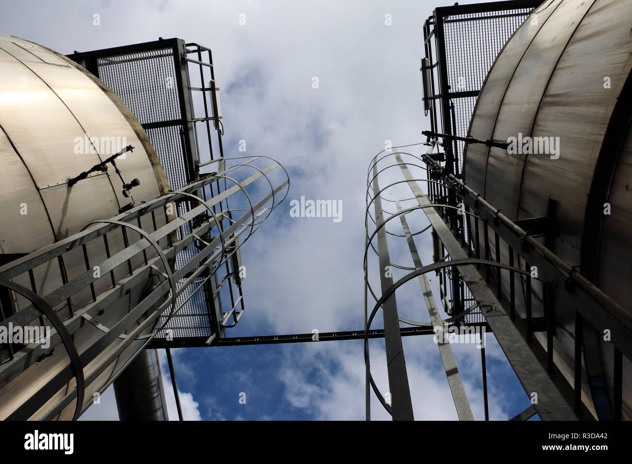 Storage tank ladders hi-res stock photography and images - Alamy