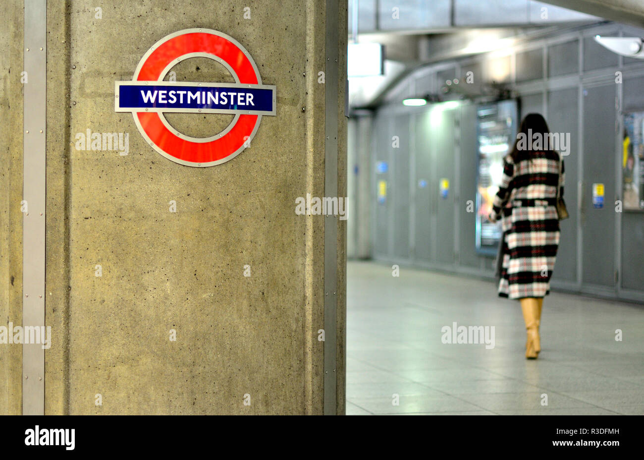 Westminster Underground station Jubilee Line platform, London, England ...