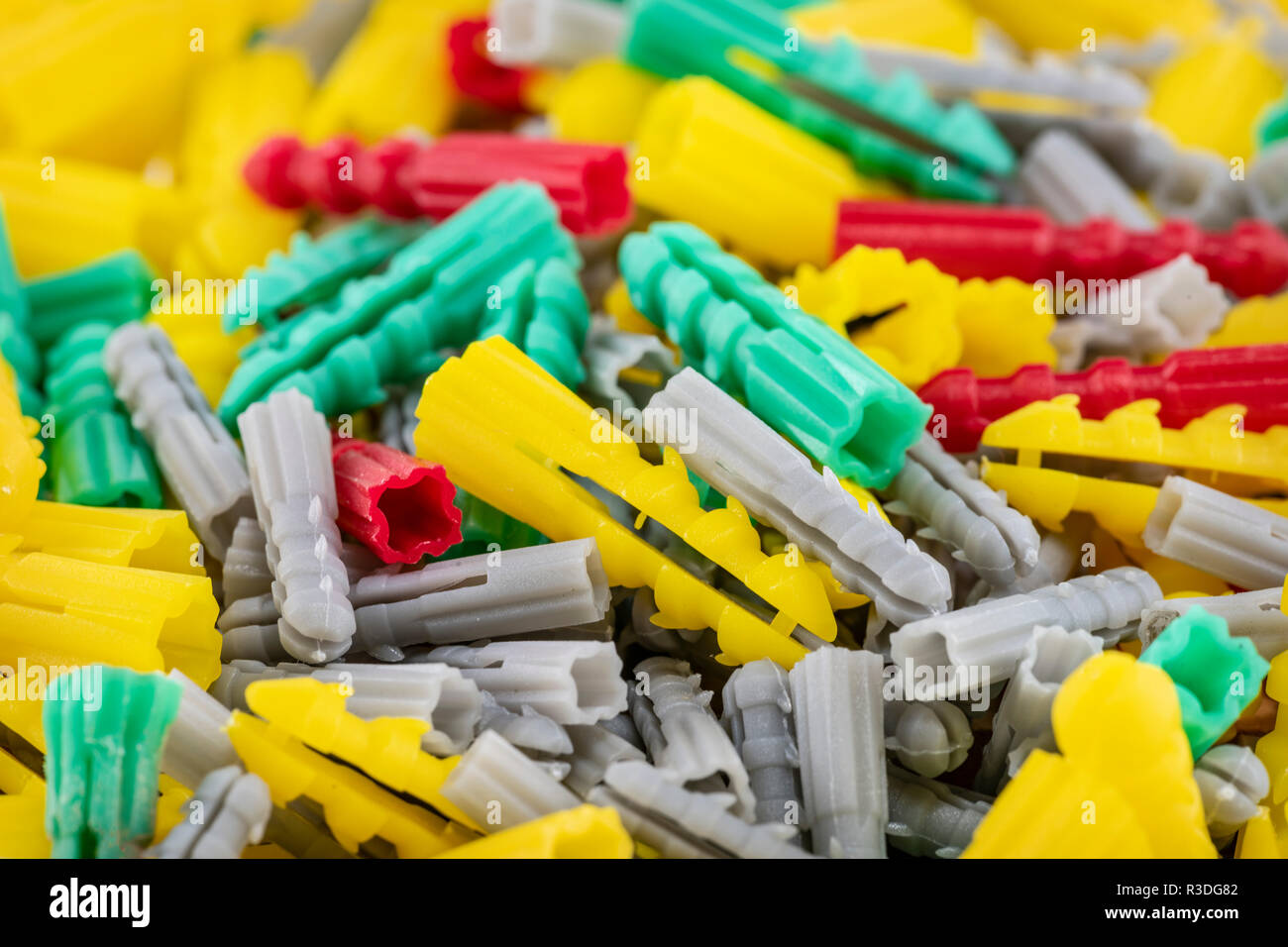 Rawl Plugs / Wall Plugs / Wall Fixings / Wall Anchor Stock Photo - Alamy