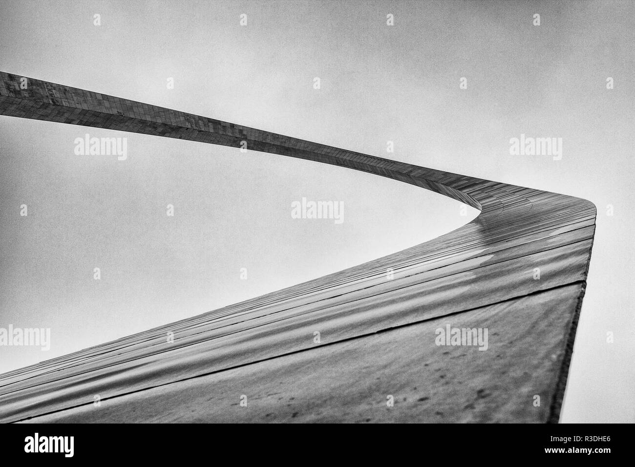 The Gateway Arch, a 630-foot (192 m) monument in St. Louis, Missouri ...