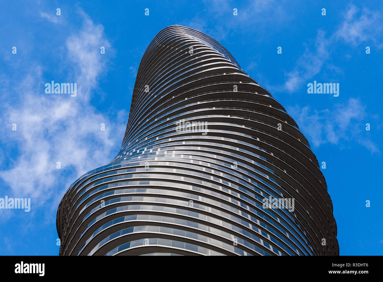 Absolute waterfront hi-res stock photography and images - Alamy