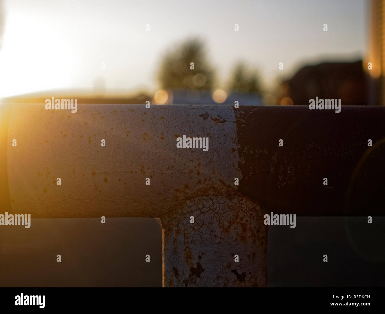Rusty iron railings hi-res stock photography and images - Alamy