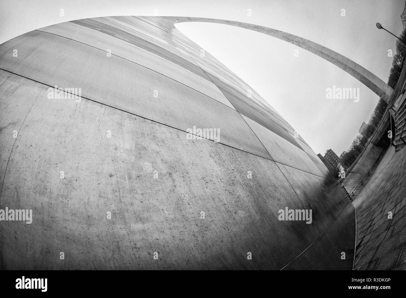 The Gateway Arch, a 630-foot (192 m) monument in St. Louis, Missouri ...
