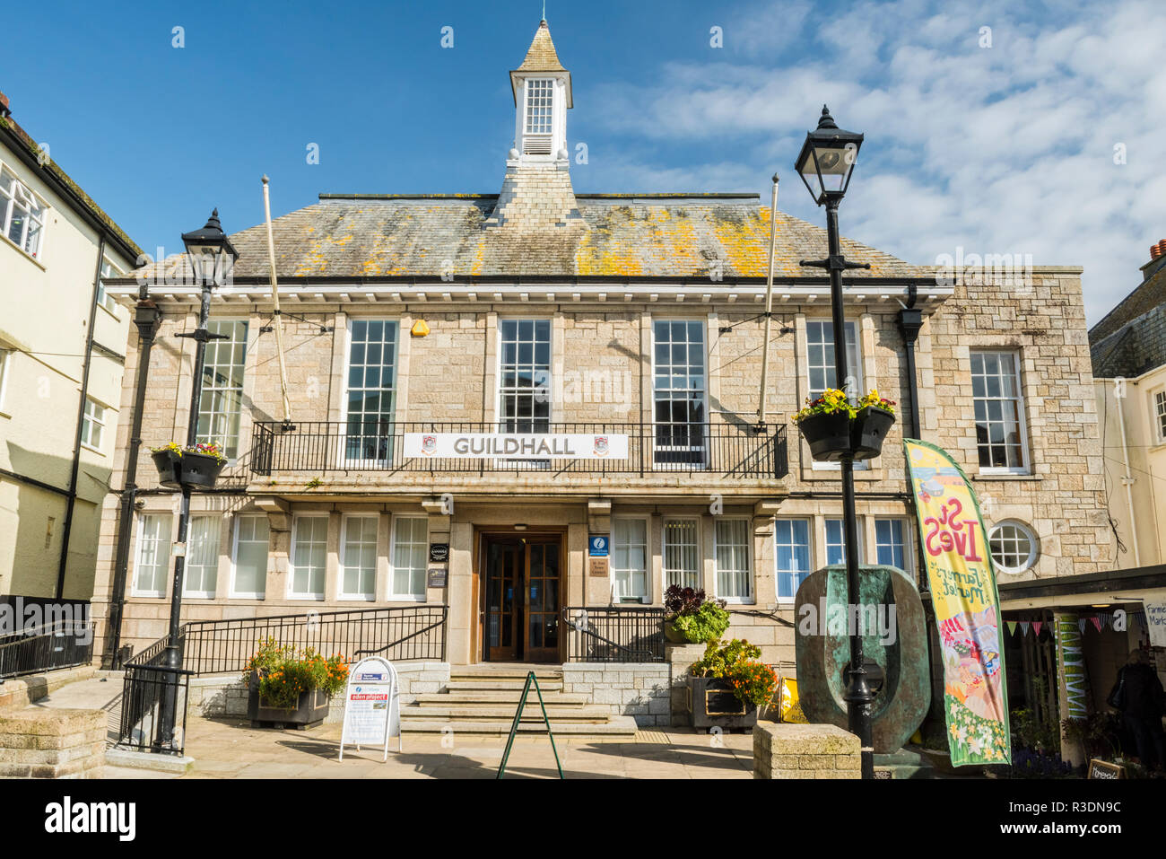 St ives cornwall shops hi-res stock photography and images - Alamy