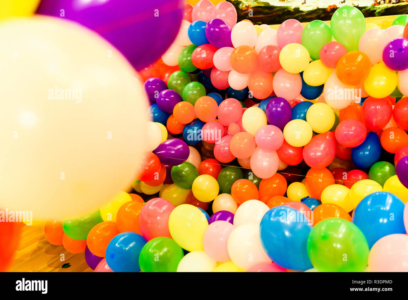 Set of colored balloons for parties and round weddings Stock Photo - Alamy