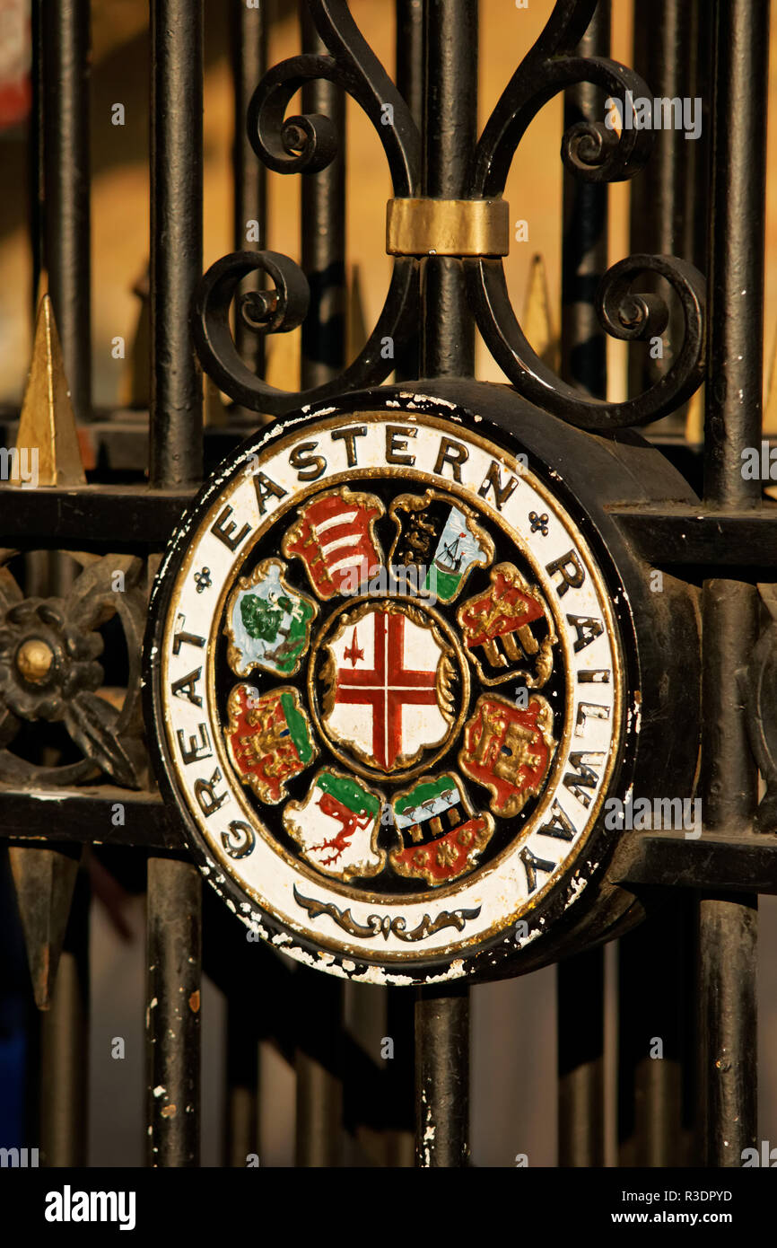 Colourful liverpool sign hi-res stock photography and images - Alamy