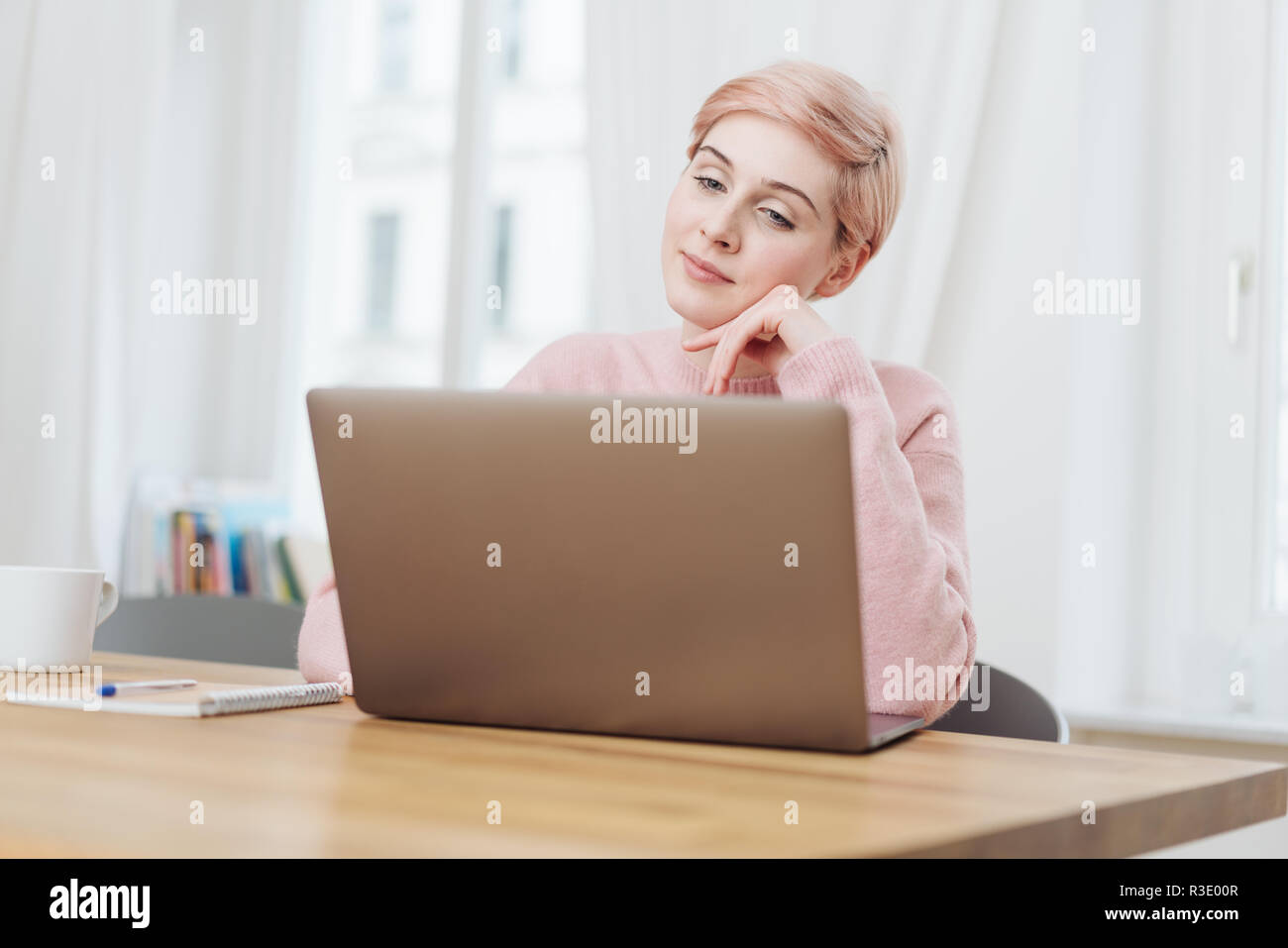 Hand Resting On Cheek High Resolution Stock Photography and Images - Alamy